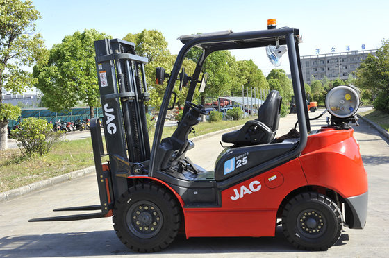 Counterbalanced LPG Forklift Power Truck For Material Handling , Nissan Engine