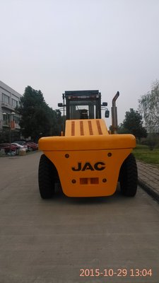 16 ton Heavy Duty Diesel Forklift Truck With Pneumatic Tires CE Certification