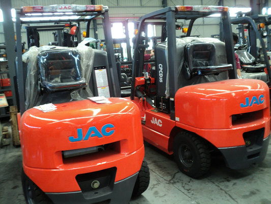 JAC Counterbalance Forklift Truck with ISUZU engine/ JAC diesel forklift truck CPCD30J/ 3 tons JAC forklift