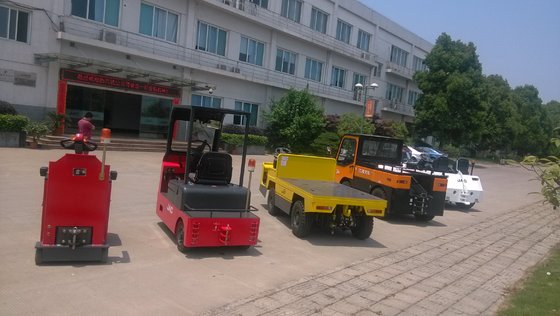 High Reach 2.0 Ton Warehouse Forklift Truck Safety For Material Handling
