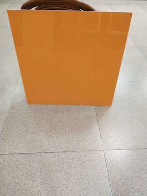 Pure Green Color 9.5mm Thickness Porcelain Floor Tile  600X600mm