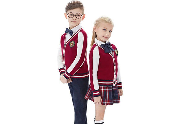 Van de Cardigansweaters van de anti - Pilling V - halsschool de Eenvormige Rode en Witte Kleur