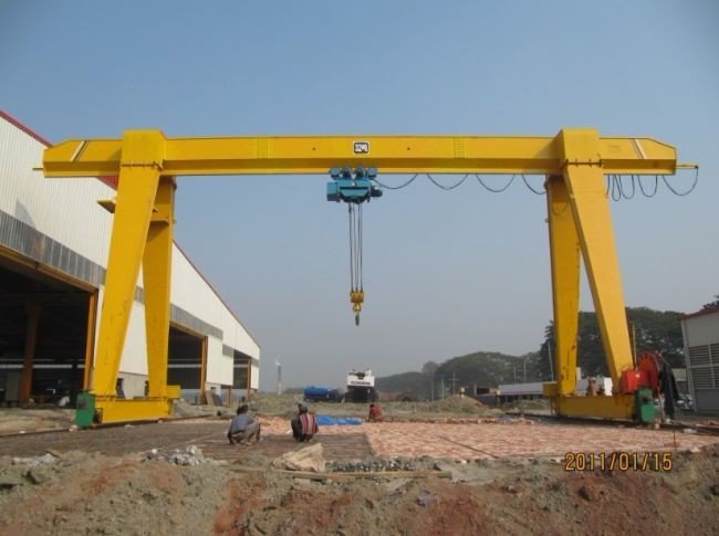 Movable type single girder gantry crane 20 ton
