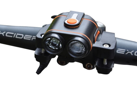 China 2 CREE XM L2 - T6 High Power LED Bike Light For / Close Brightness Together supplier