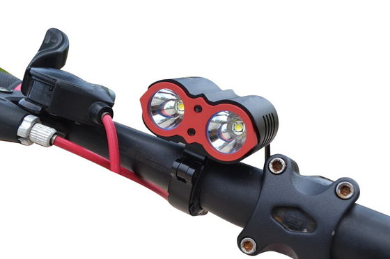 China Lightweight High Output Bike Lights , Portable Bright Push Bike Lights  supplier