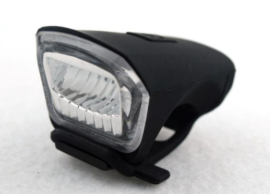China Silicone Powerful Waterproof Bike Lights , Bright Rechargeable Bicycle Lights supplier