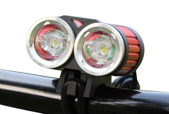 China Two Super Bright LED Bicycle Headlight 1200 LM Lumens Long Service Life supplier