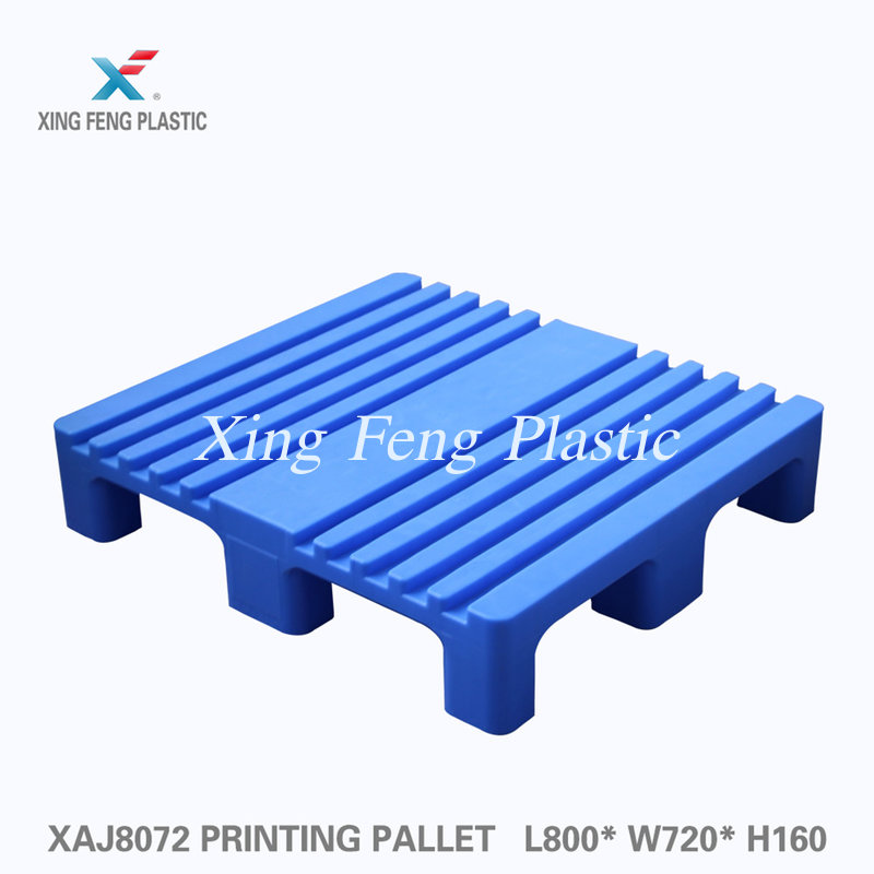 Virgin HDPE groove surfaced single faced plastic pallet special use in printing industry with printing machine MANROLAND