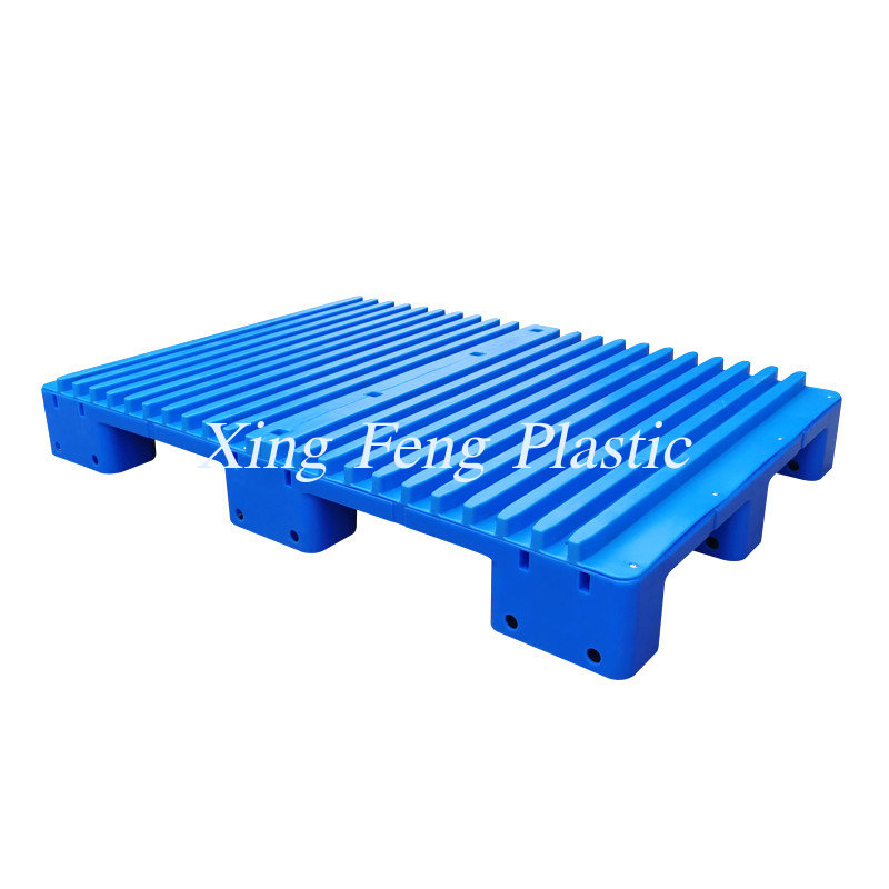 Durable blue slotted top plastic press pallet and Automatic feeder pallets and Manual feeder pallets for non-stop feeder