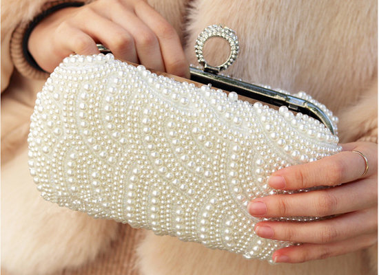 China Bride's rhinestone pearl handbag new dinner evening bag socialite's hand sewed beaded gown small wedding bags supplier