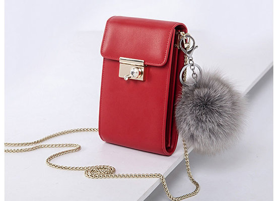 2019 new fashion Korean version of versatile vertical slant body mini bag PU leather chain mobile phone bag supplier
