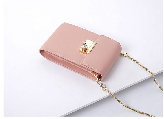 2019 new fashion Korean version of versatile vertical slant body mini bag PU leather chain mobile phone bag supplier