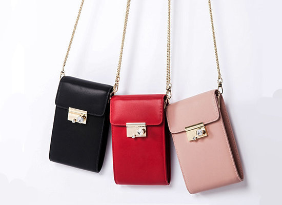 2019 new fashion Korean version of versatile vertical slant body mini bag PU leather chain mobile phone bag supplier