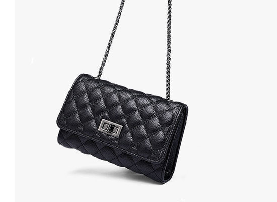 2019 new design a crossbody leather lady cell phone and chain small mini bags supplier