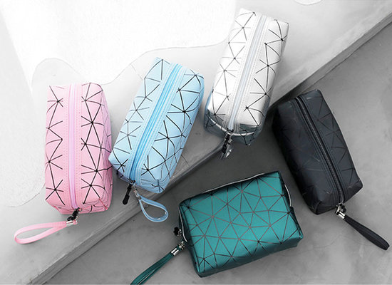 Portable lady large capacity simple waterproof travel small lipstick cosmetics storage makeup bags supplier