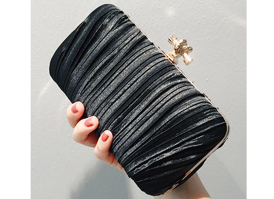 New 2019 vintage cheongsam silk dress bag clutch evening bag supplier