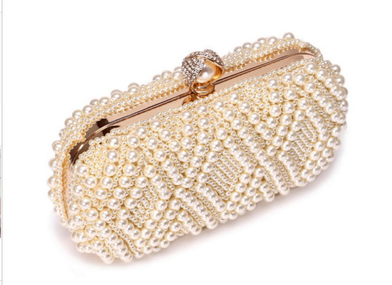 Cross-border new pearl dinner bag European and American lady banquet bag celebrity dress evening bag supplier