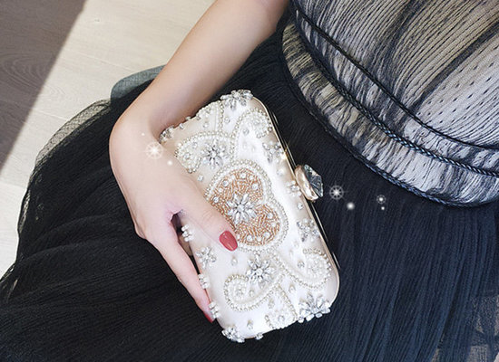2019 new diamond dinner bag embroidery love bag handbag chain bag small square bag banquet crossbody evening bag supplier
