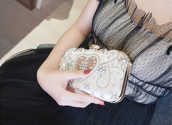 2019 new diamond dinner bag embroidery love bag handbag chain bag small square bag banquet crossbody evening bag supplier