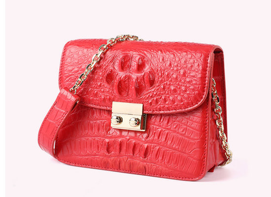 Dongguan manufacturer direct selling new crocodile leather women's bag one shoulder slung chain handbag supplier