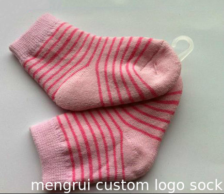Soft jacquard custom design, logo, color comfortable cute Kids′ Socks
