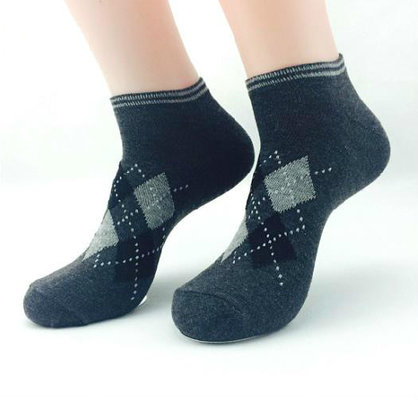 Custom logo, design cotton Material Men Ankle Socks