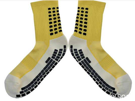 Custom color knitted Cotton team Sports Anti Slip Socks for men