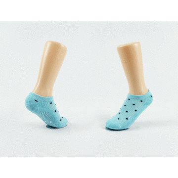 Custom design, color soft and comfortable knitted anti-slip baby socks