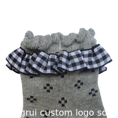 High quality and comfortable soft cotton cute girl's lace socks