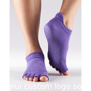 Custom logo, design anti-slip cotton knitting toe yoga socks