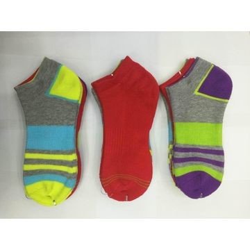 Customized logo, design, color knitted 100% Cotton Stripe Sports Socks