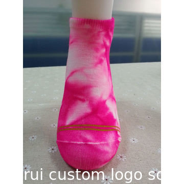 Custom logo, design acrylic knitted 3D low-cut socks