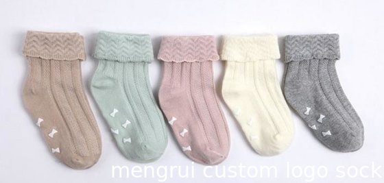 Customed color knitted cute embroidery Kids Cotton Socks