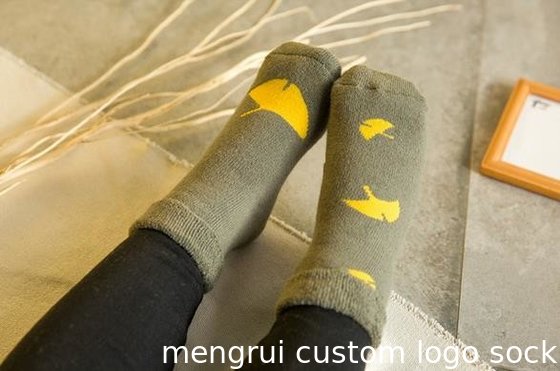 Customized jacquard Kids Terry Winter Thick Warm Cotton Crew Socks