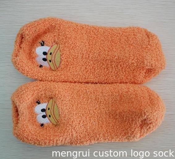 Custom design, color knitted soft comfortable cotton Embroidery Animal Socks