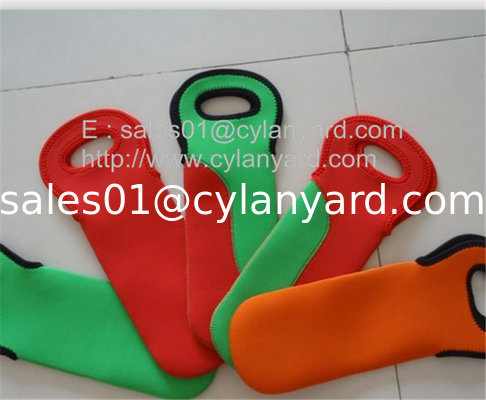 Multi-coloured neoprene wine bottle insulation cooler tote bags with logo imprint supplier