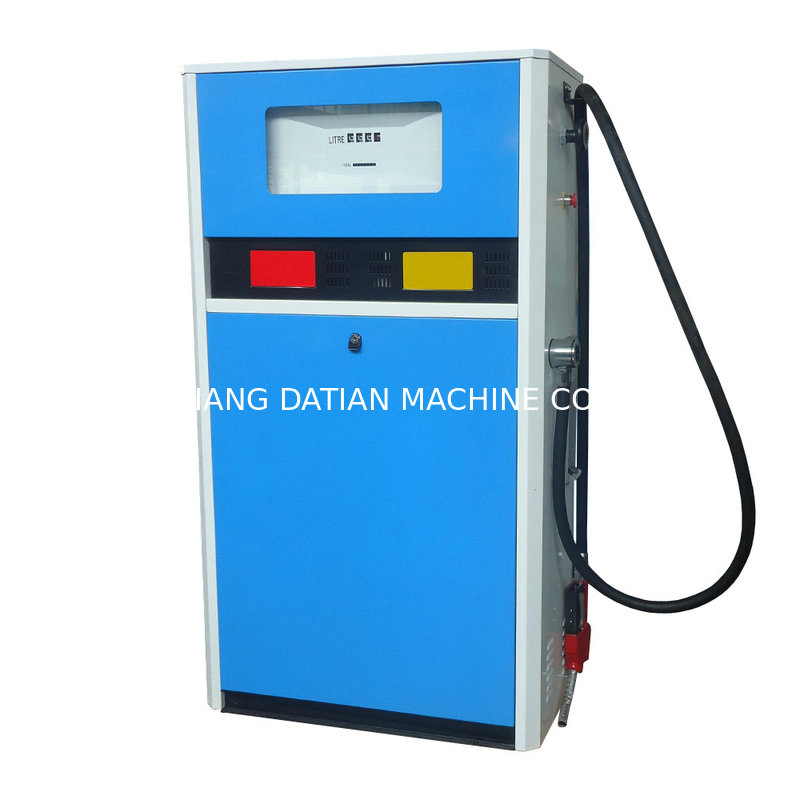 Fuel dispenser with hand device, fuel dispenser with handle mechanism, petrol station pump