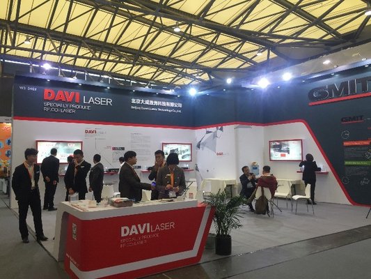 All Metal Body 100W Laser Tube , Co2 RF Metal Laser Tube Water Pressure 205 - 520KPa