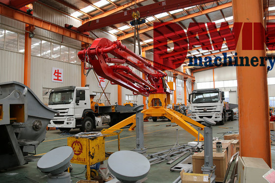 HGY13m 15m 17m 23m Trailer Mobile Spider Hydraulic Concrete Placing Boom for Construction supplier