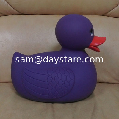 shenzhen Large size rotocasting vinyl bath duck toys for kids ITCI plastic factory supplier