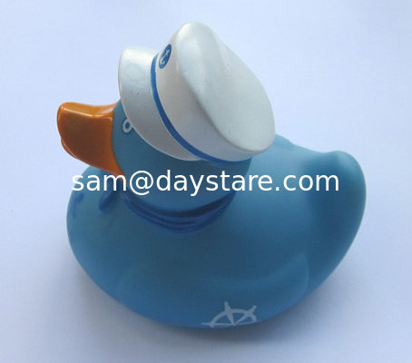 Cartoon rotocasting rubber duck vinyl toys supplier