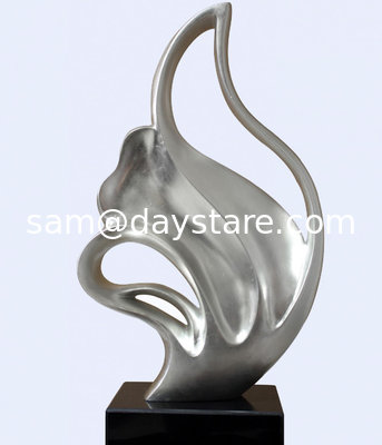 Make custom action figures resin gifts in shenzhen supplier