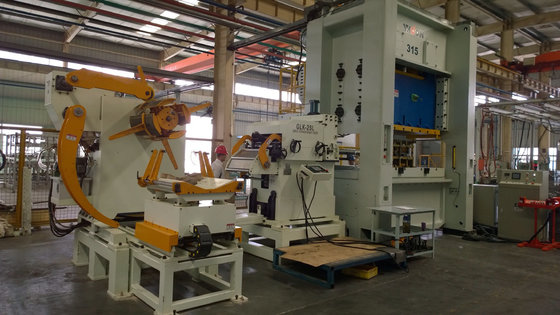 Feeding Speed 20 m / min Precision Press 3 In 1 Feeder Equipment With Japan NSK Bearing
