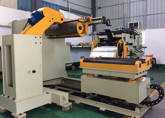 Full Closed Loop Control NC Servo Roll Decoiler Straightener Feeder 3 In 1 With 88 mm Feeding Roller