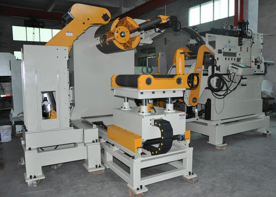 Automatic Yaskawa Servo Motor Drive 3 In 1 Decoiler Straightener Feeder For Automobile Parts