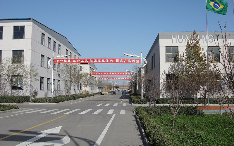 Shenzhen Sunny Glassware Co.,Ltd factory production line