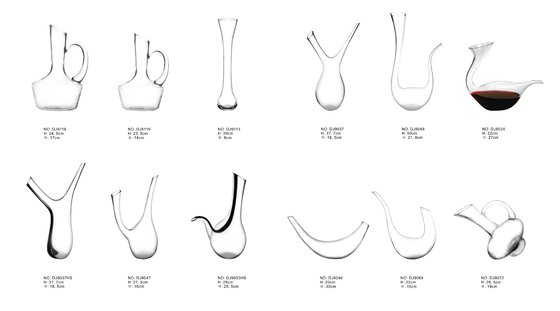 Elegant Glass Liquor Decanters Curved U Shape Hand Blown Recyclable