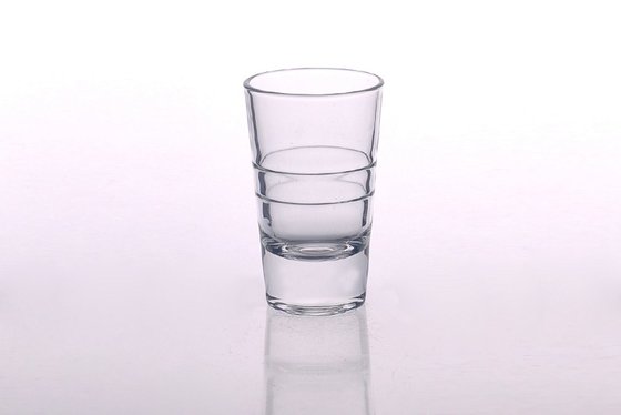飲むことのための個人化された高い小グラス 110ml の豪華な定形