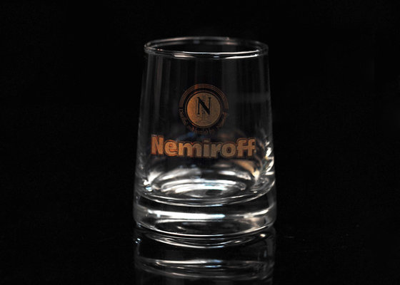 Drinkware の注文のガラス小グラスのマイクロウェーブ安全な耐衝撃性