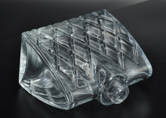 Empty glass perfume bottles / creative clear glass spray perfume bottles most beautiful